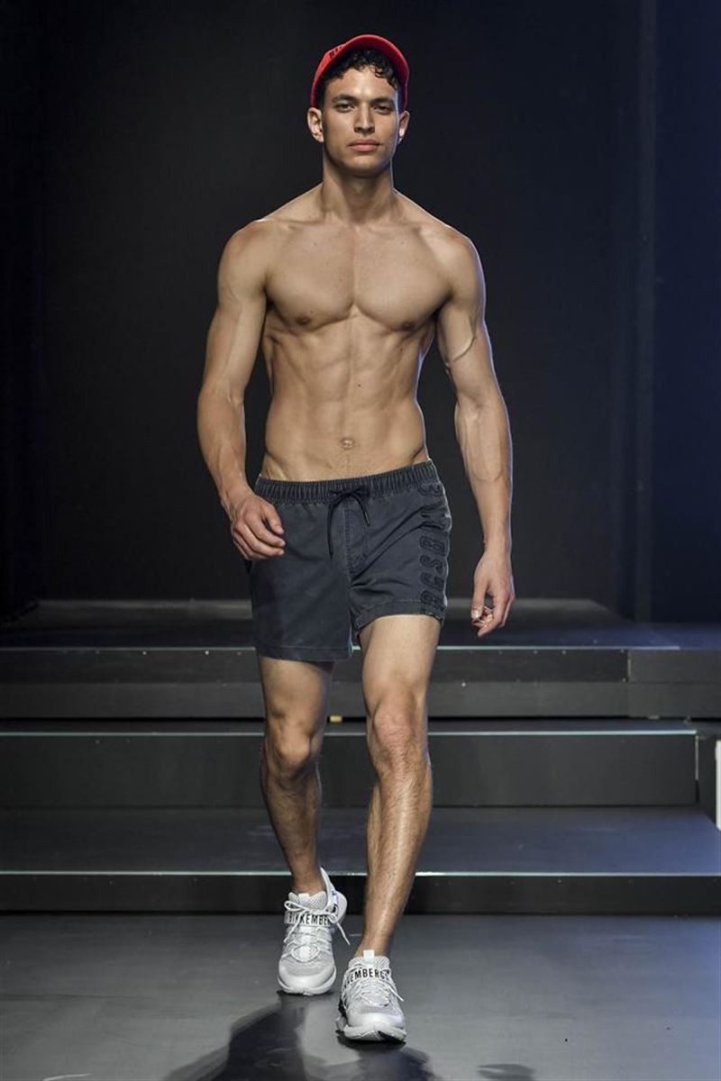 I LOVE MODELS MANAGEMENT - Jordan Alexander